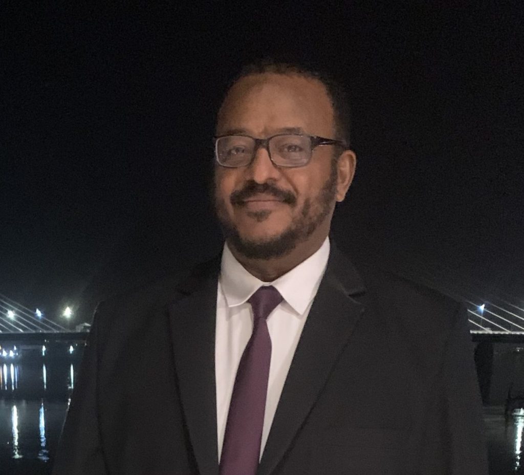 About Us – Dr. Saad